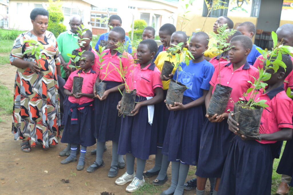 EMPOWER COMMUNITIES PLANT 50,000 TREES IN UGANDA - GlobalGiving