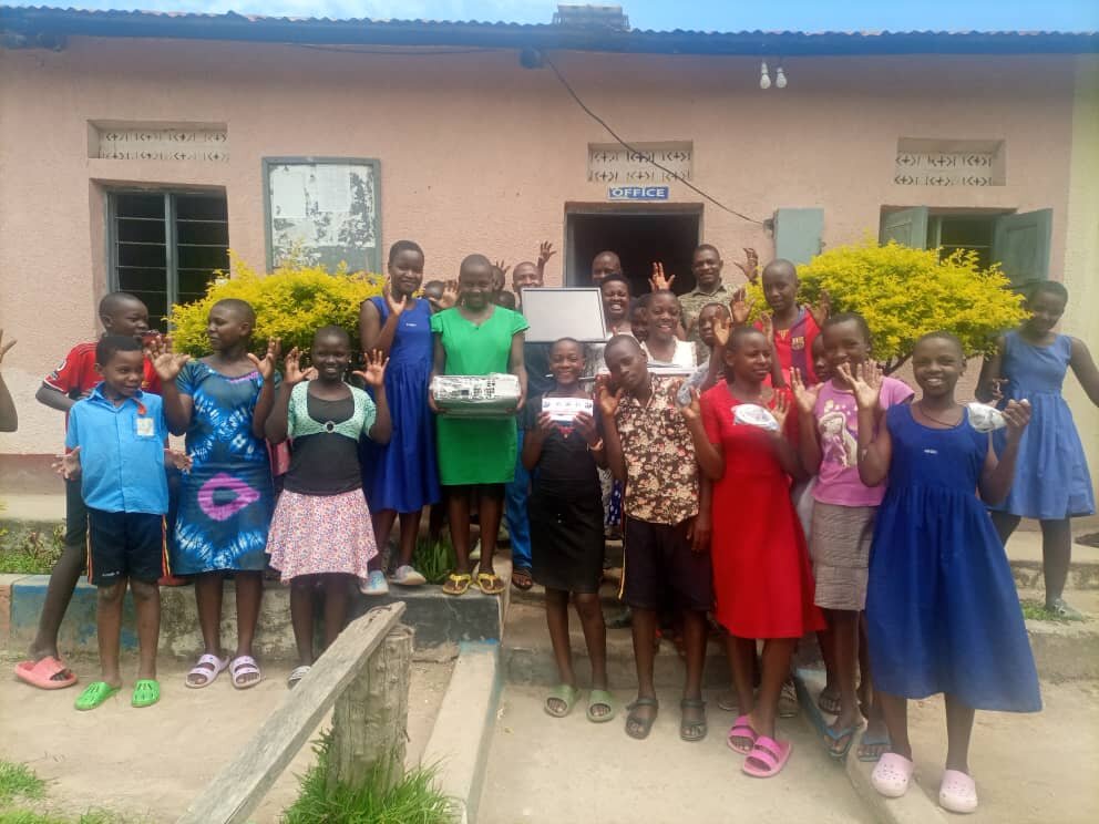 Computer Literacy Initiative for Ugandan Students - GlobalGiving