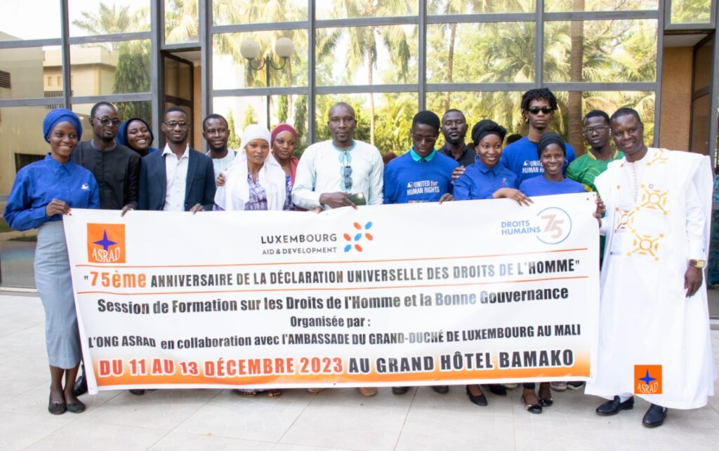 Training on Human Rights-Good Governance/100000 C - GlobalGiving