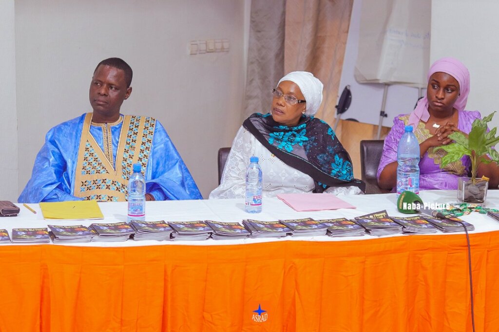 Training on Human Rights-Good Governance/100000 C - GlobalGiving