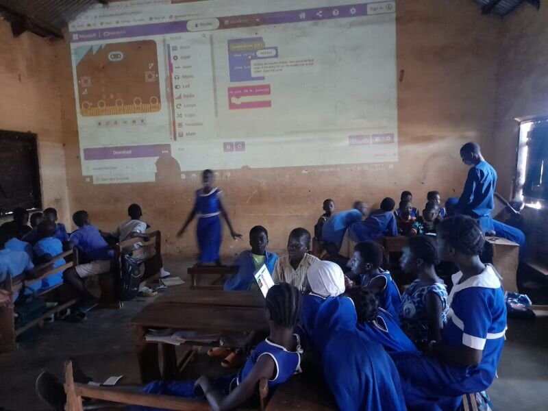 Bridging the Gap in STEM Education for 1200 Girls - GlobalGiving