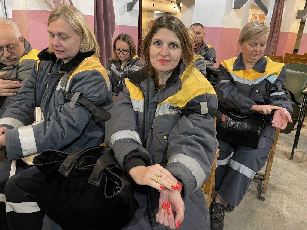 Equip and Train 1,000 Ukrainian Workers Under Fire - GlobalGiving