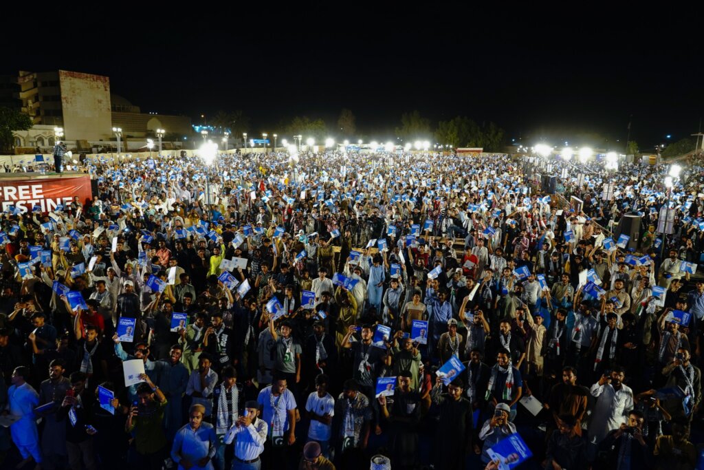 Support Youth in Pakistan- IT program Bano Qabil - GlobalGiving