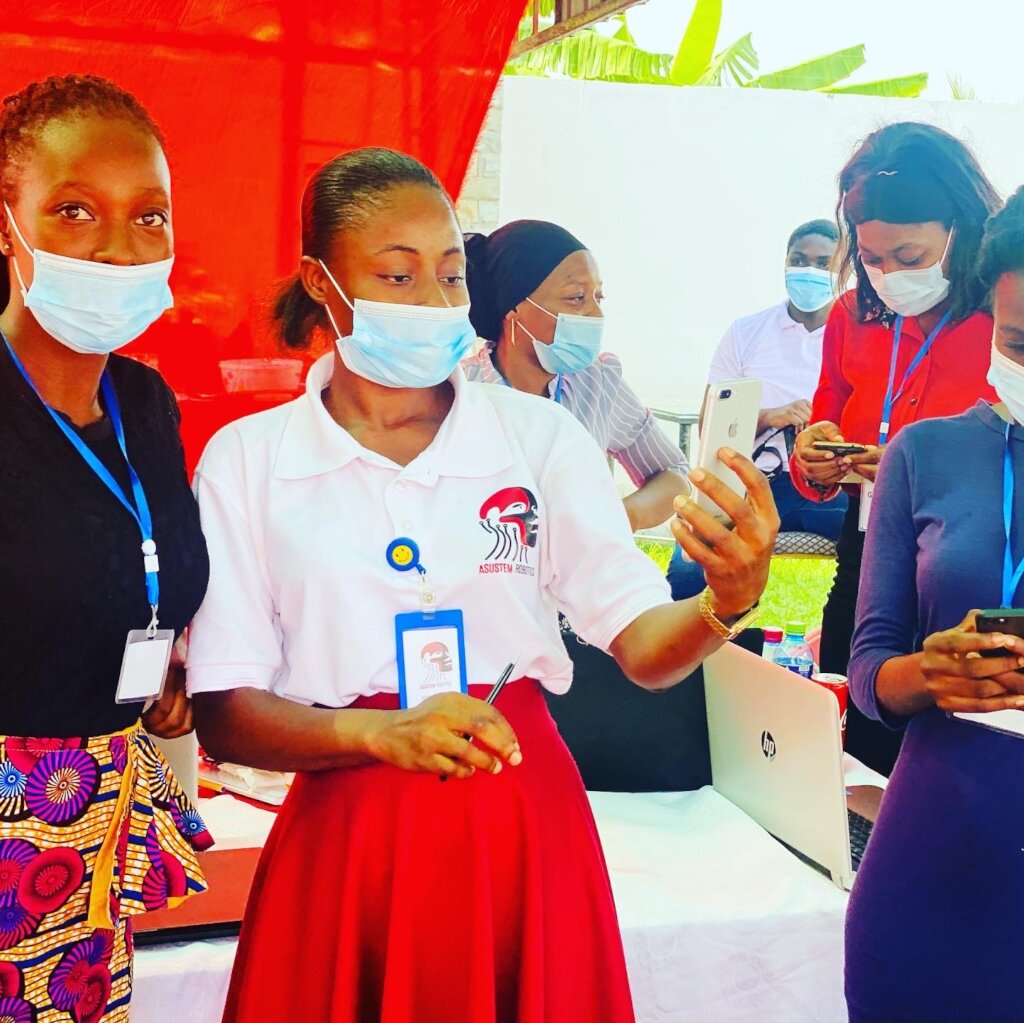 Empowering 2500 Girls in Ghana with Coding Skills - GlobalGiving