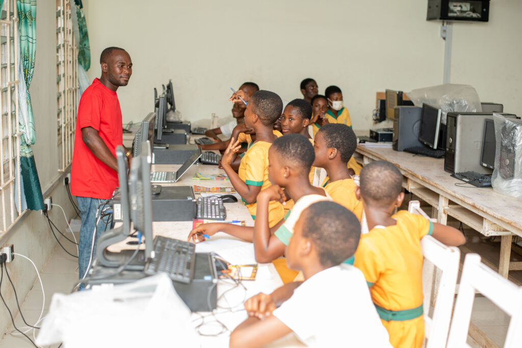 Empowering 2500 Girls in Ghana with Coding Skills - GlobalGiving