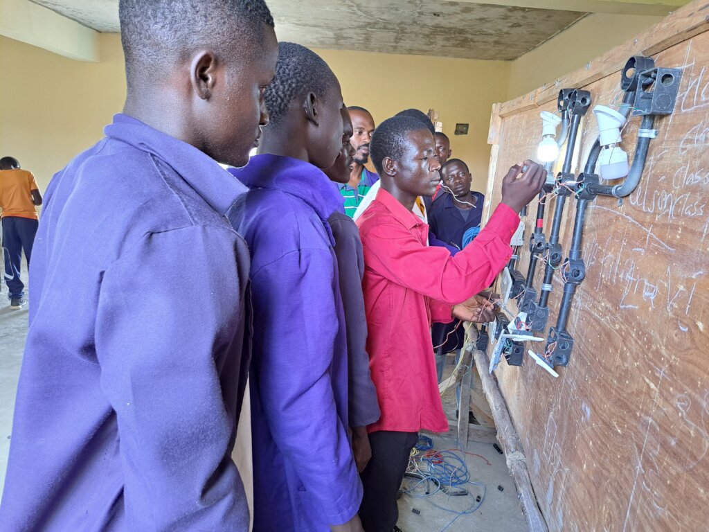 HELP EDUCATE AND EMPOWER A BOY IN RURAL KENYA. - GlobalGiving