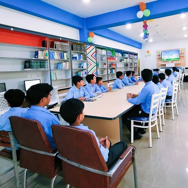 Support our Library and Computer Lab - GlobalGiving