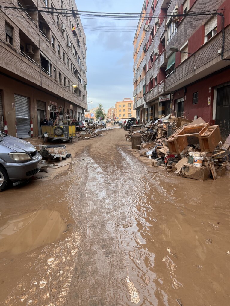 Dec 2024 Emergency Aid for Valencia Flood Victims - GlobalGiving