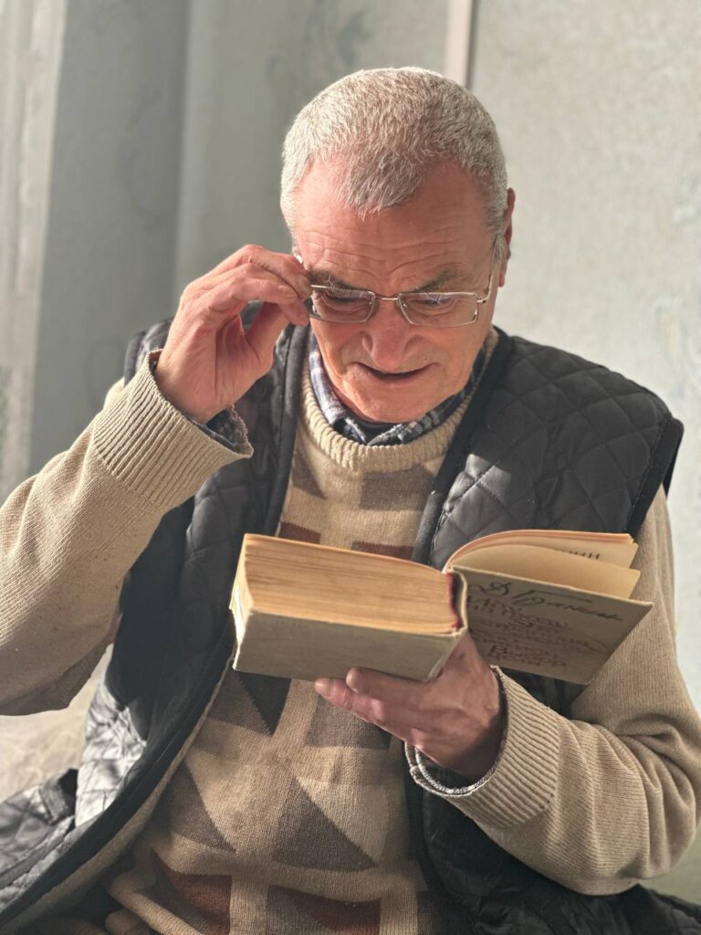 Helping to restore sight to the elderly - GlobalGiving