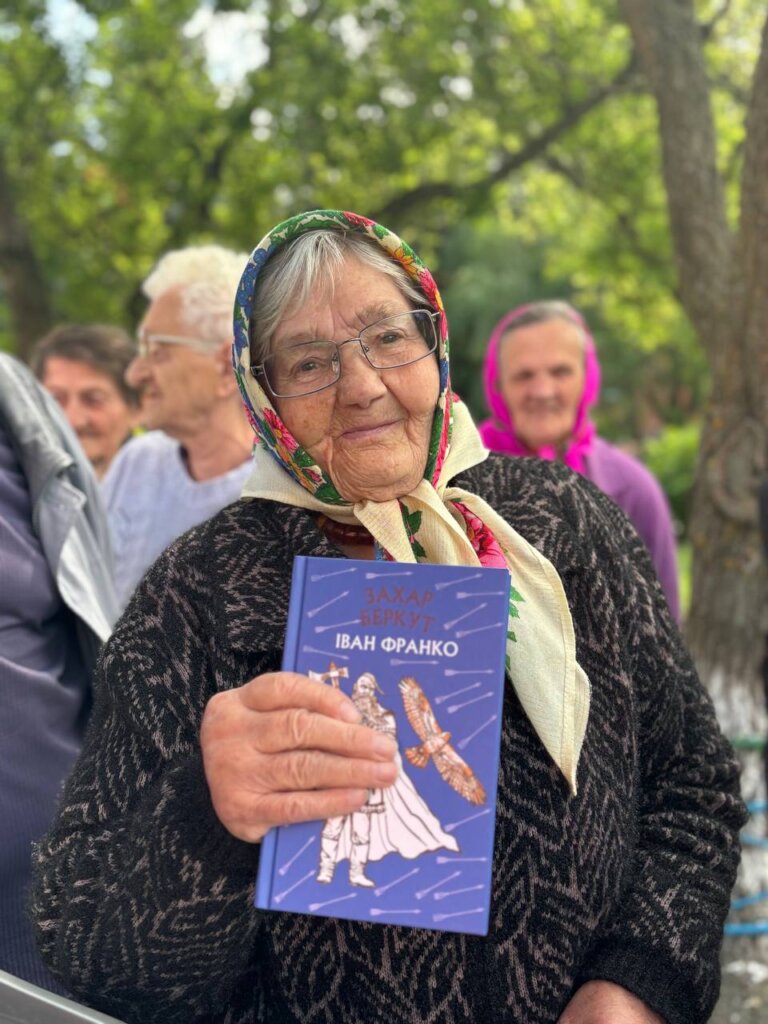 Helping to restore sight to the elderly - GlobalGiving