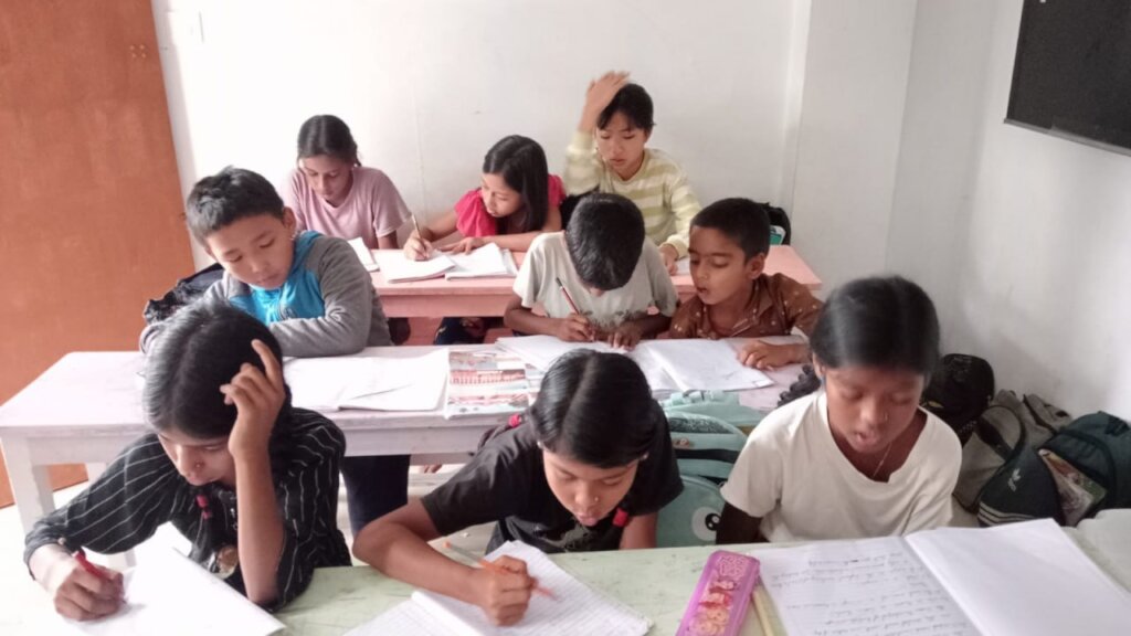 Building Futures Through English and STEM in India - GlobalGiving