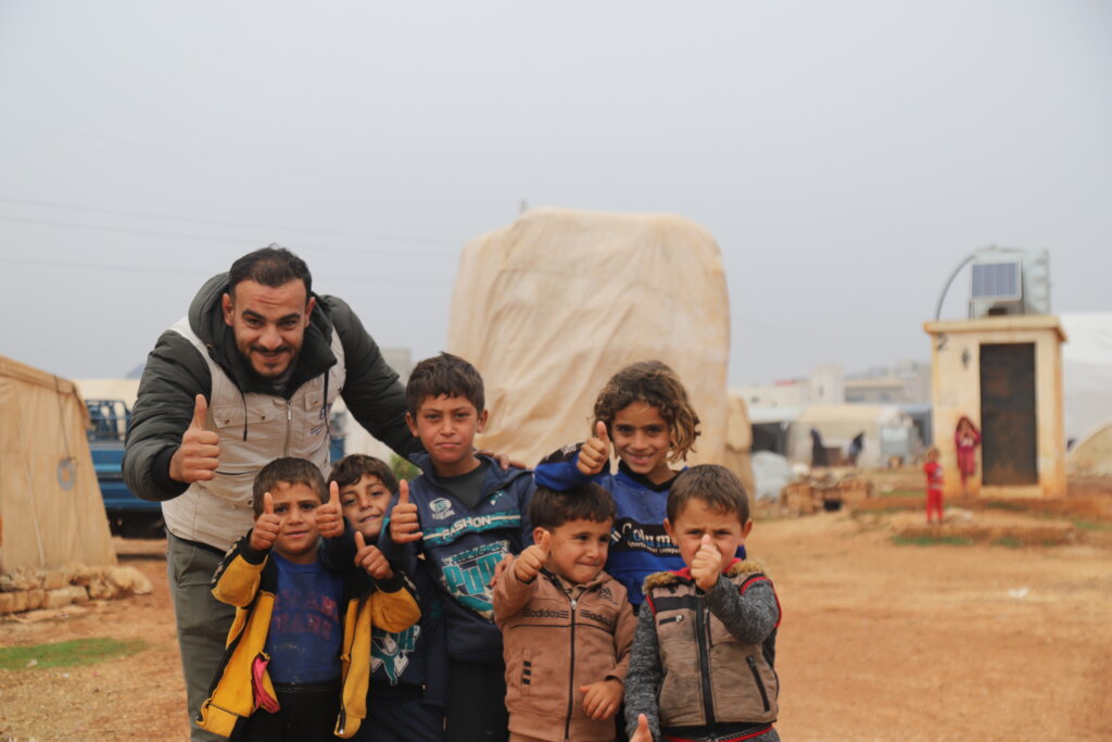 Distribution Food basket in Ramazan Alkhair -Syria - GlobalGiving