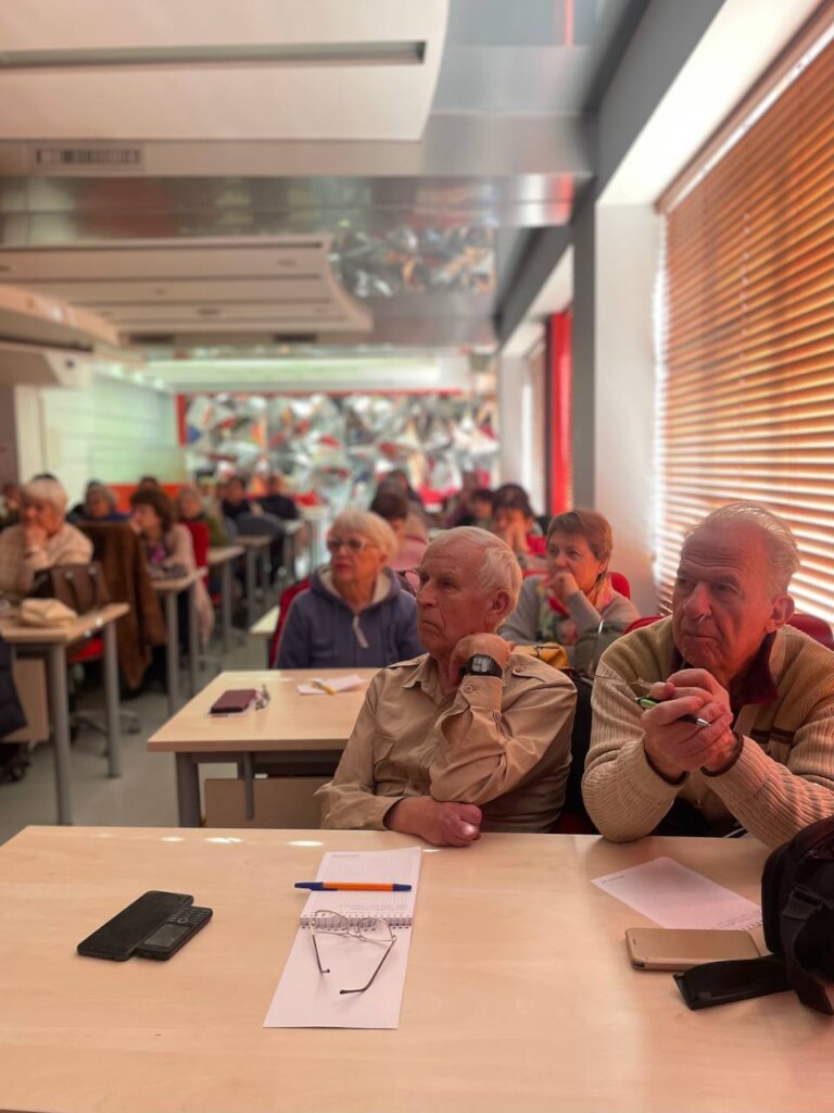 Educational hub: knowledge without age - GlobalGiving