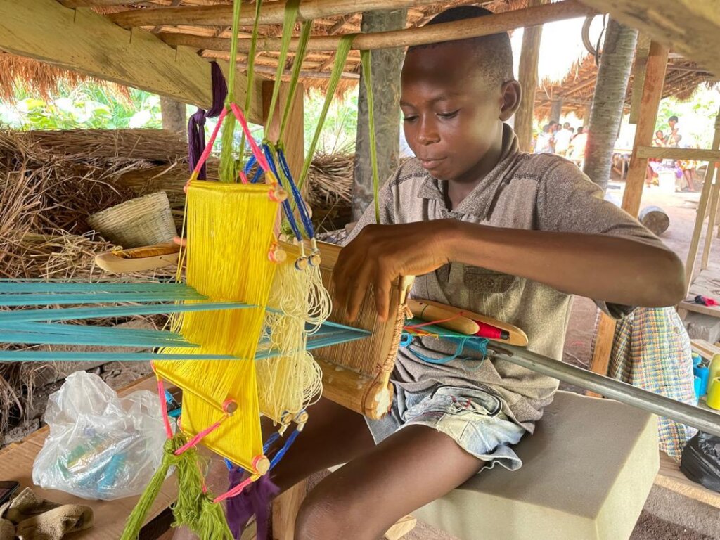 Support Young Artisans at Nunya Village - GlobalGiving