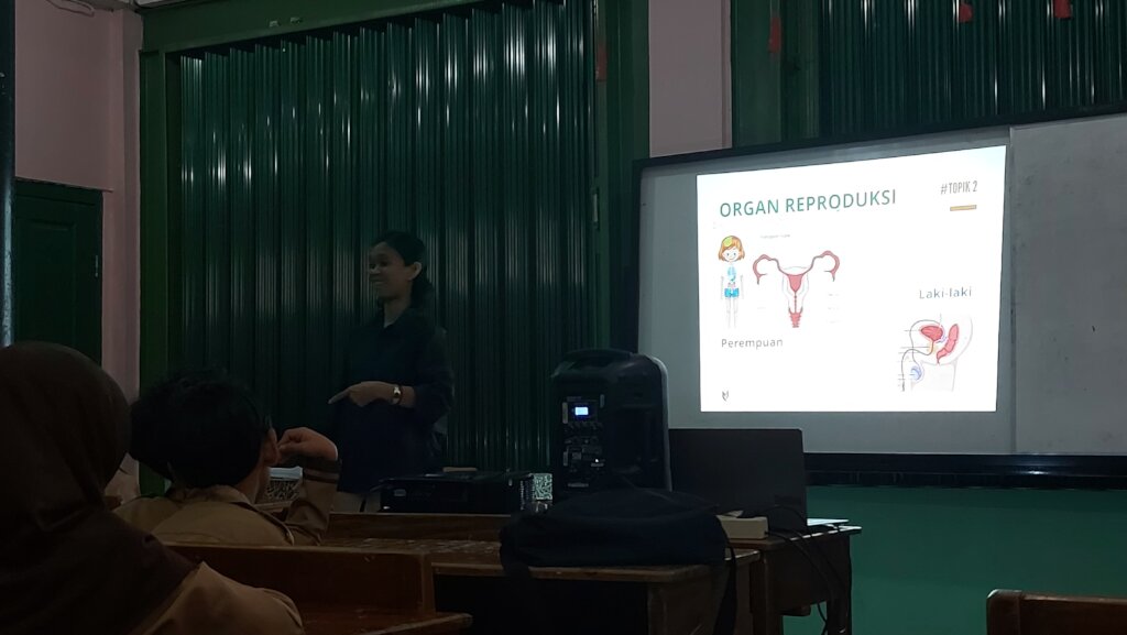 Reproductive health classes: 450 urban poor teens - GlobalGiving