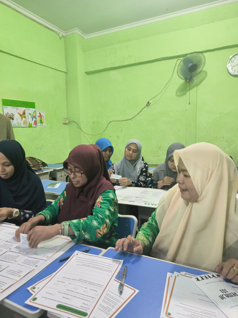 Reproductive health classes: 450 urban poor teens - GlobalGiving