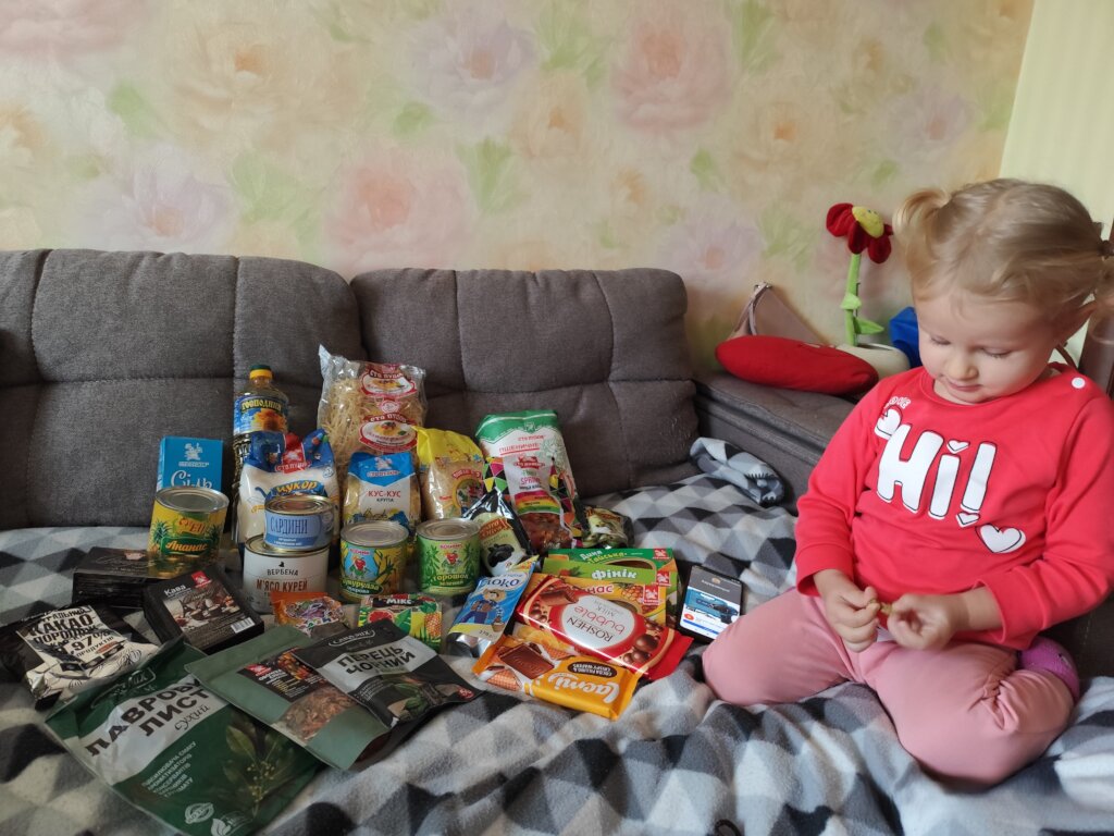 Support for Ukrainians Grocery Boxes for families - GlobalGiving