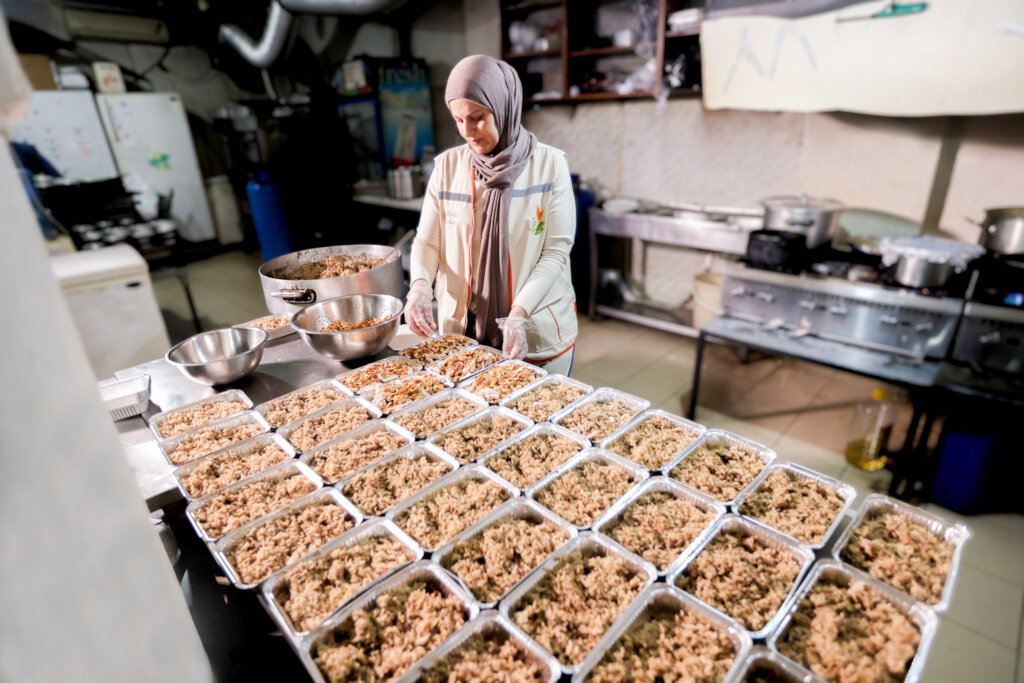 Donate to Feed the Needy in the Blessed 10 Days - GlobalGiving