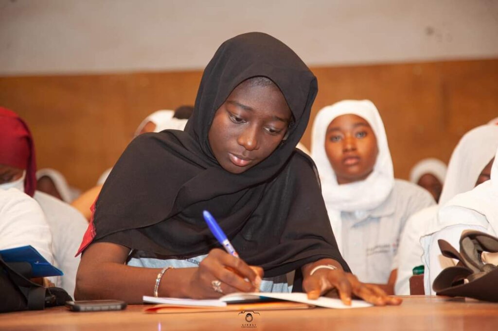 Support the Education of Displaced Girls in Niger - GlobalGiving
