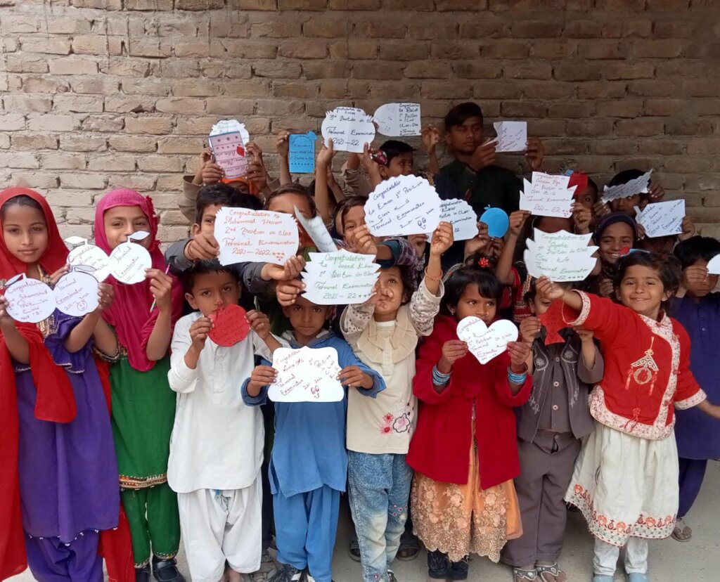 School Uniforms for 276 Needy Students - GlobalGiving