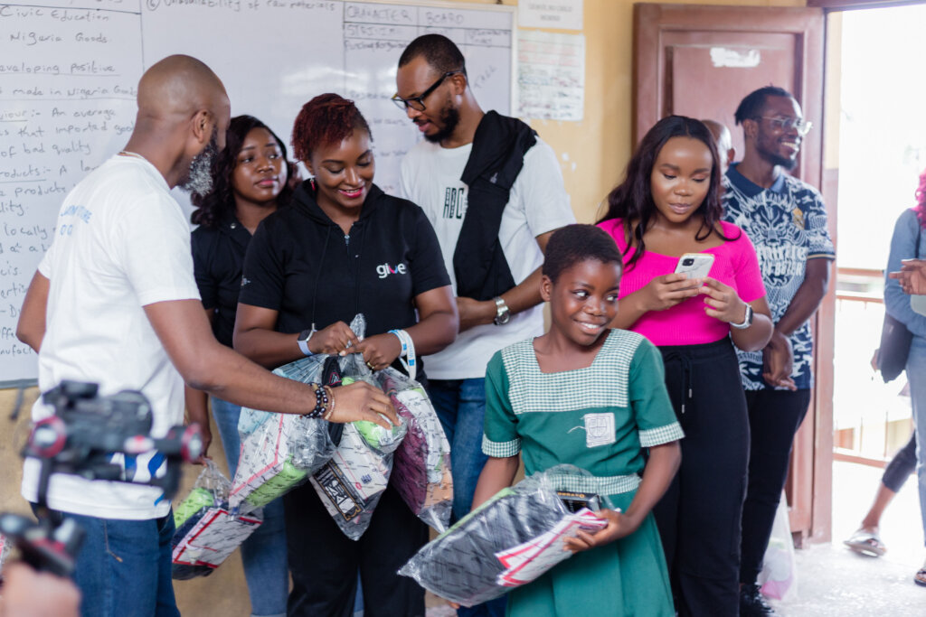 Giving Circle: Your Giving Keeps A Child In School - GlobalGiving