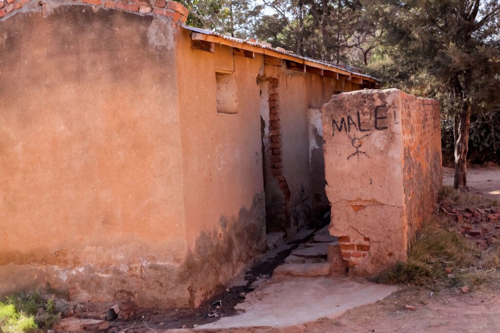 SCHOOL TOILET RENOVATION PROJECT - GlobalGiving