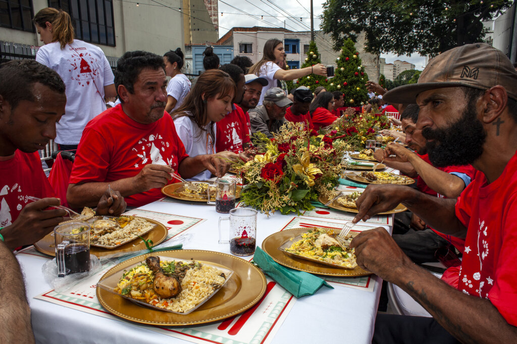 Christmas Meals for People Facing Homelessness - GlobalGiving