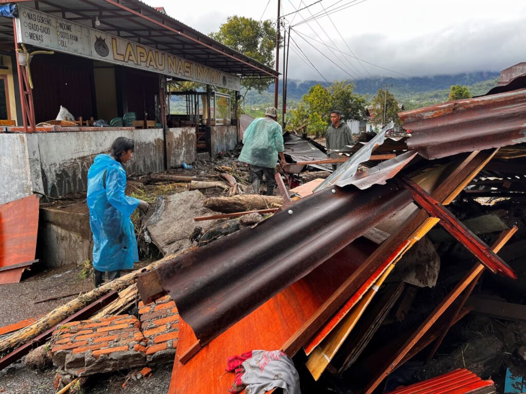 Floods in Sumatra - Indonesia Emergency Relief - GlobalGiving