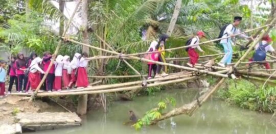 Help Us Build Bridge to Protect Children Education - GlobalGiving