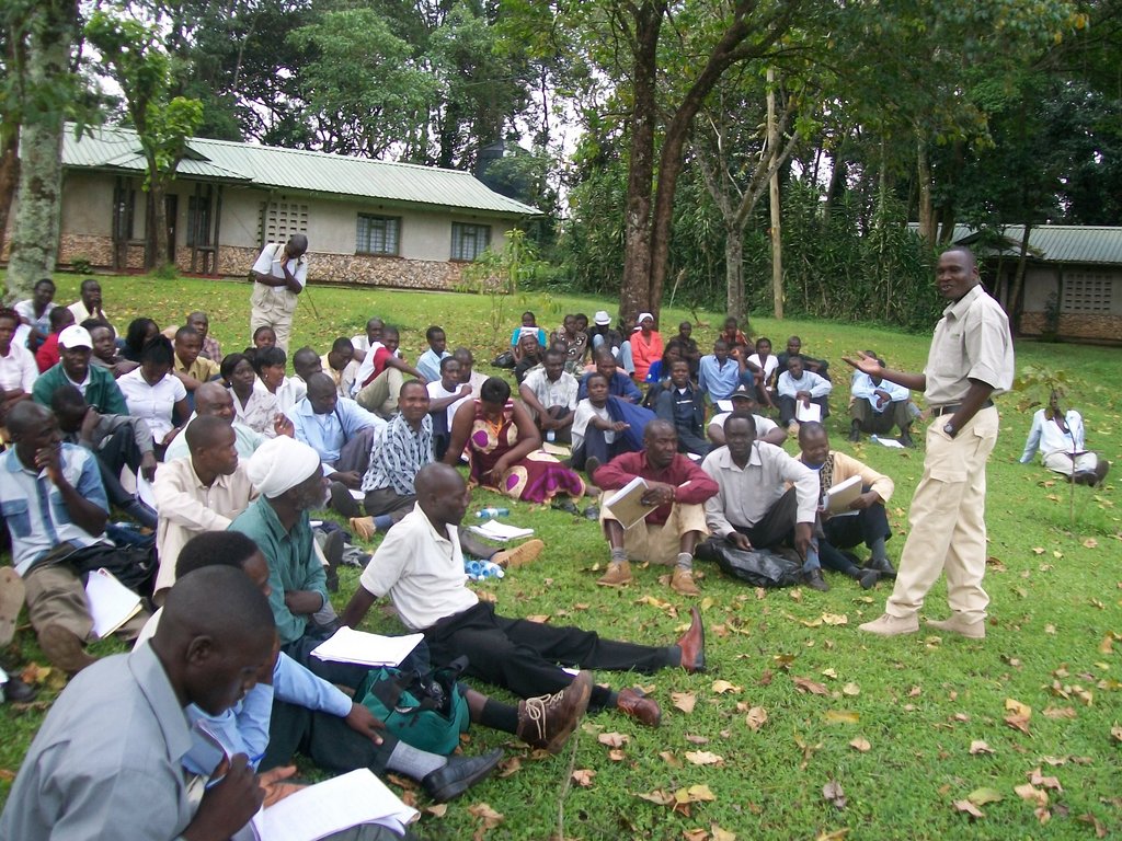HIV/AIDs awareness to 200 families in kenya - GlobalGiving