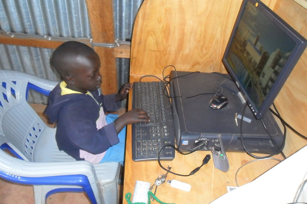 Computer Skills for 50 Needy Youths in Kenya - GlobalGiving
