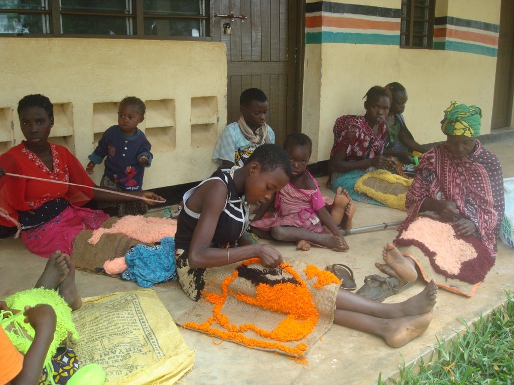 Educate 100 Kenyan girls rescued from child labor - GlobalGiving