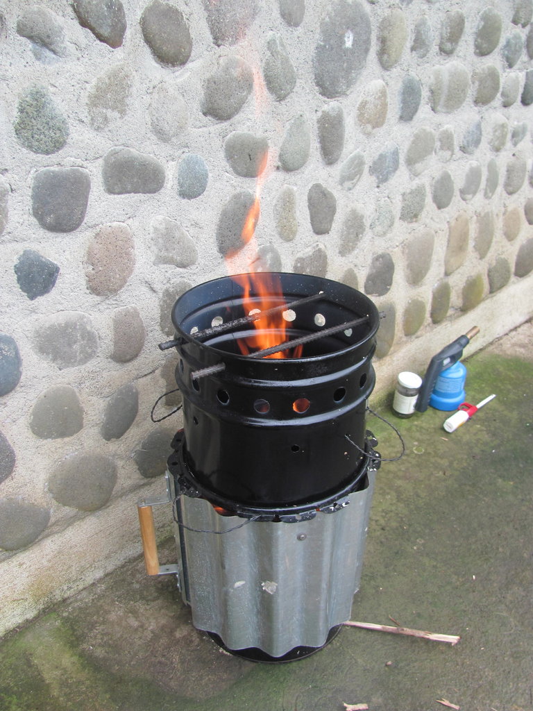 Biochar cook-stoves save lives and trees - GlobalGiving